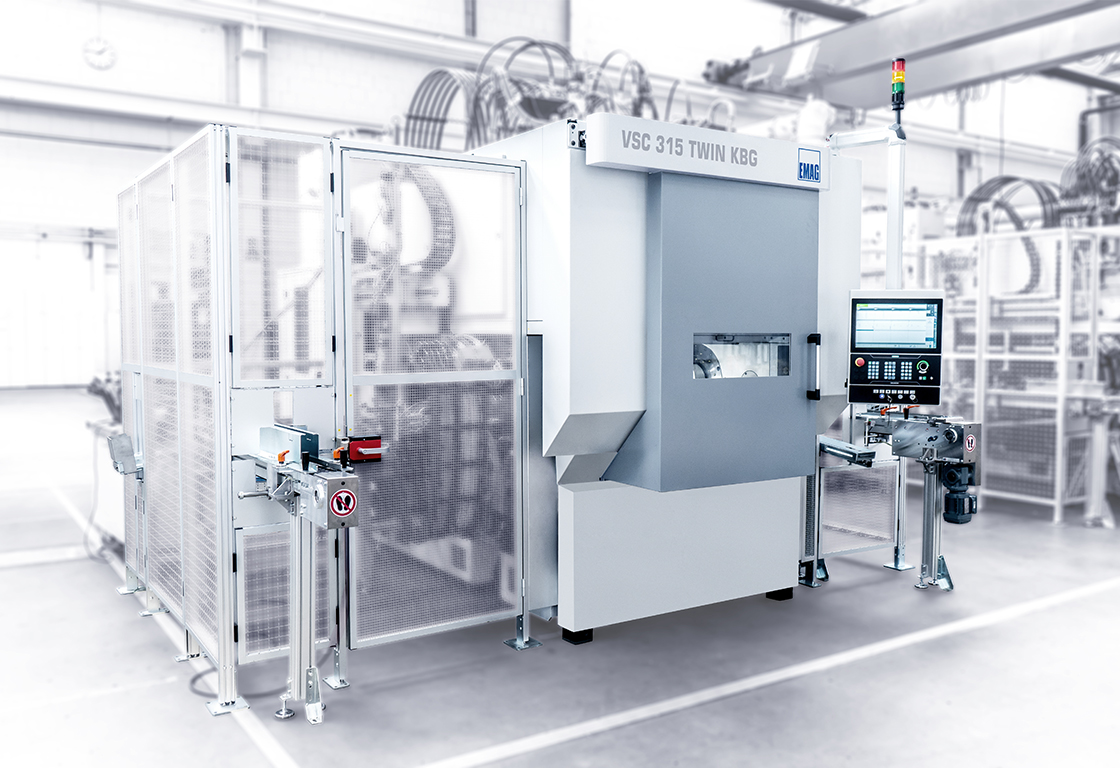 Vertical ball track milling and turning center for straight ball tracks